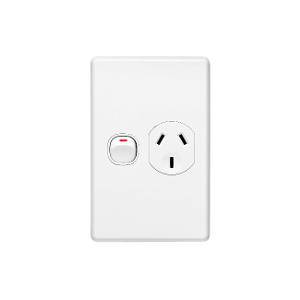 Gpo socket swt sing 10a vertical white CLIC2015VWE | Buy Online ...